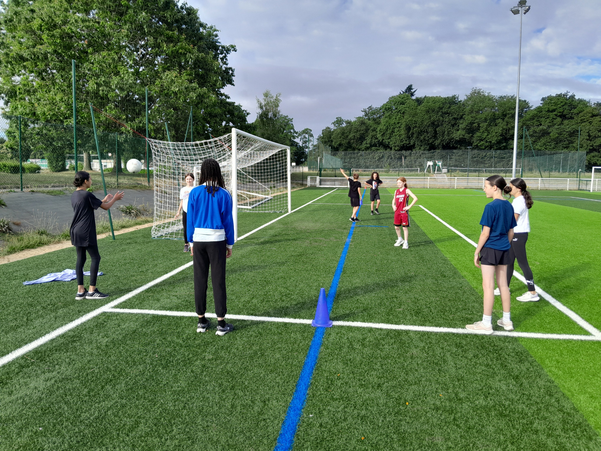 JUIN 2025 : inter classes 5D 5E en football gaélique - Collège ANDRÉE ...