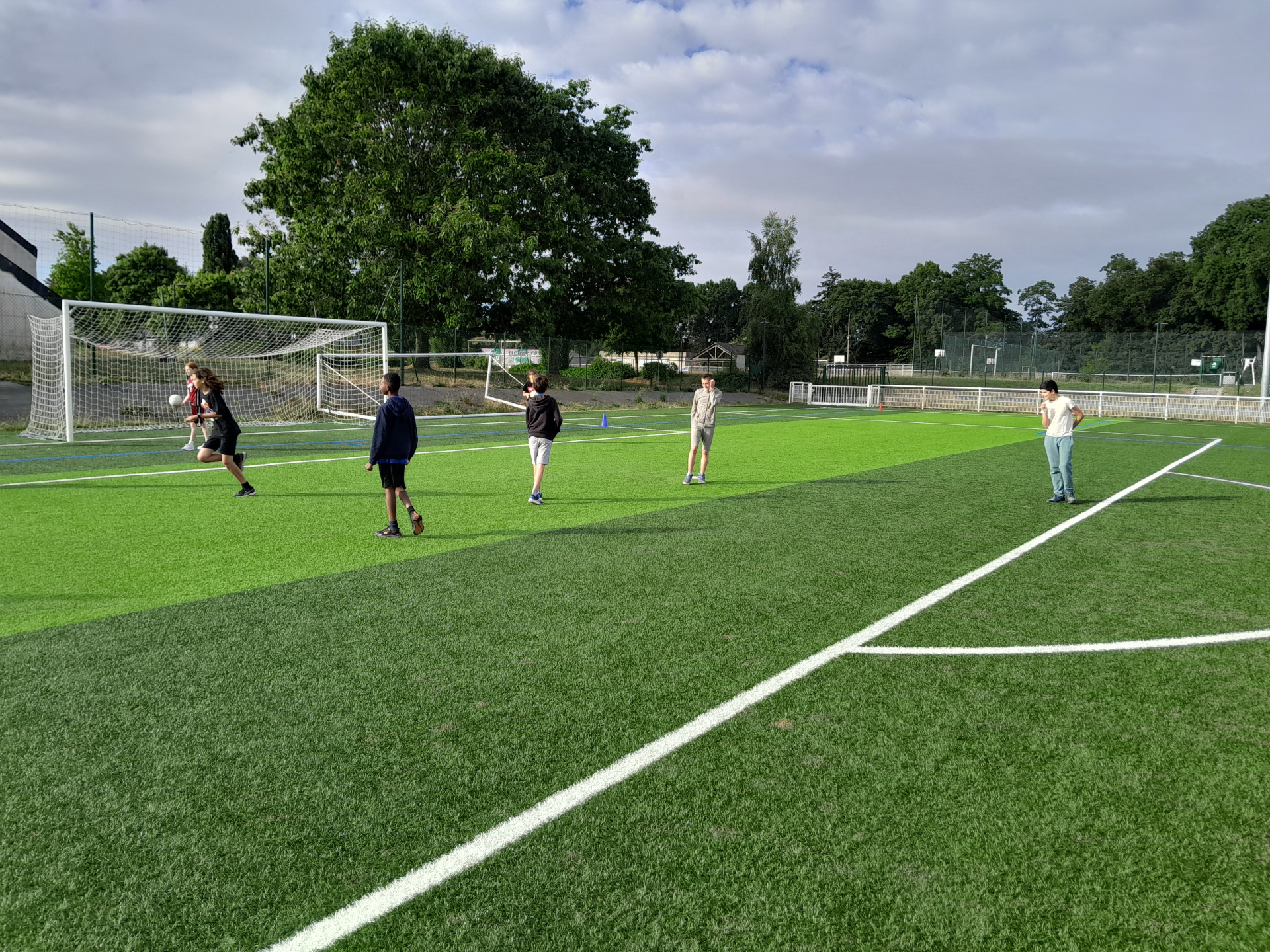 JUIN 2025 : inter classes 5D 5E en football gaélique - Collège ANDRÉE ...